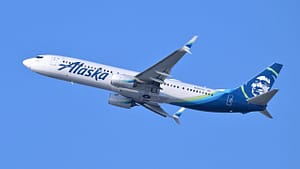 Alaska Airlines Just Started Flying a 737 to Reykjavik | MiGFlug.com Blog