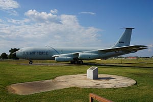 Argentina Buys KC-135s — Vipers Now Reach the Falklands | MiGFlug.com Blog