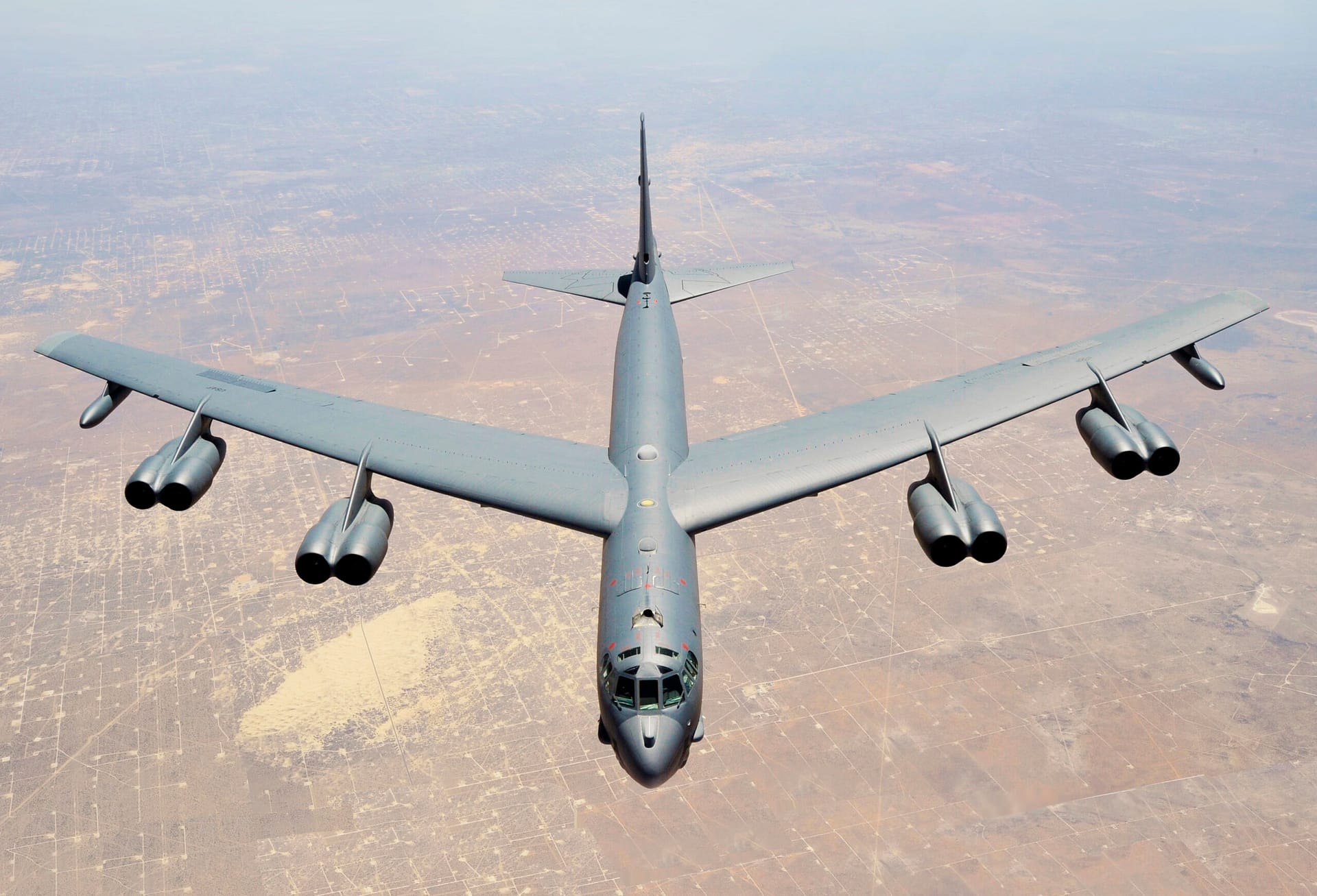 B-52J Is Born: $48.6B Overhaul Clears Design Review | MiGFlug.com Blog