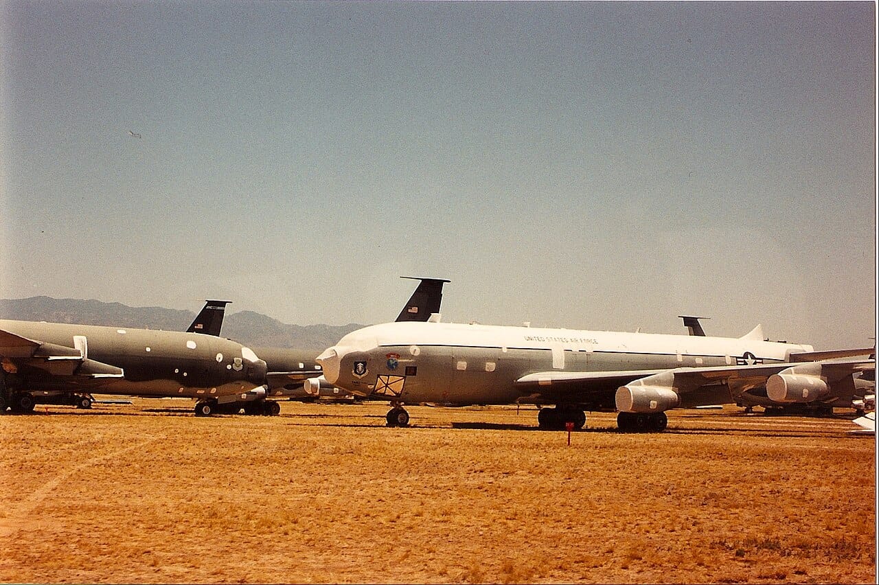 KC-135 Pulled From Boneyard After Tanker Crashes | MiGFlug