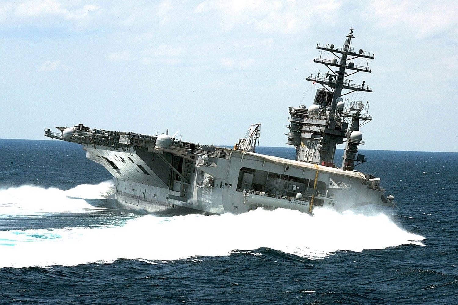 The Aircraft Carrier - Part 3: The Interior | MiGFlug.com Blog